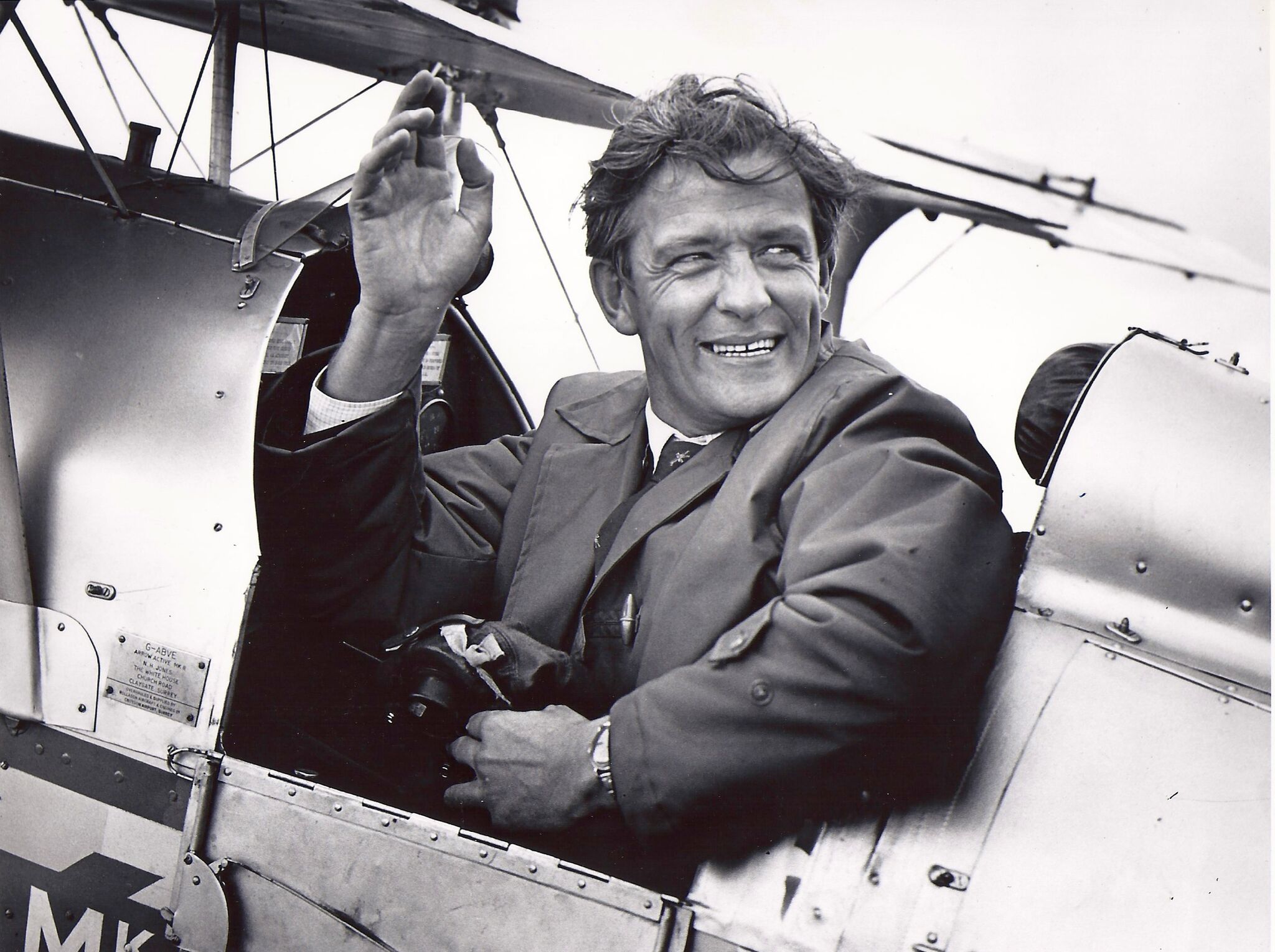 DAILY TELEGRAPH – OBITUARY OF CAPTAIN DAVID PHILLIPS | GRAHAM PITCHFORK