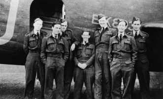 DAILY TELEGRAPH – OBITUARY SQUADRON LEADER GEOFF ROTHWELL | GRAHAM ...