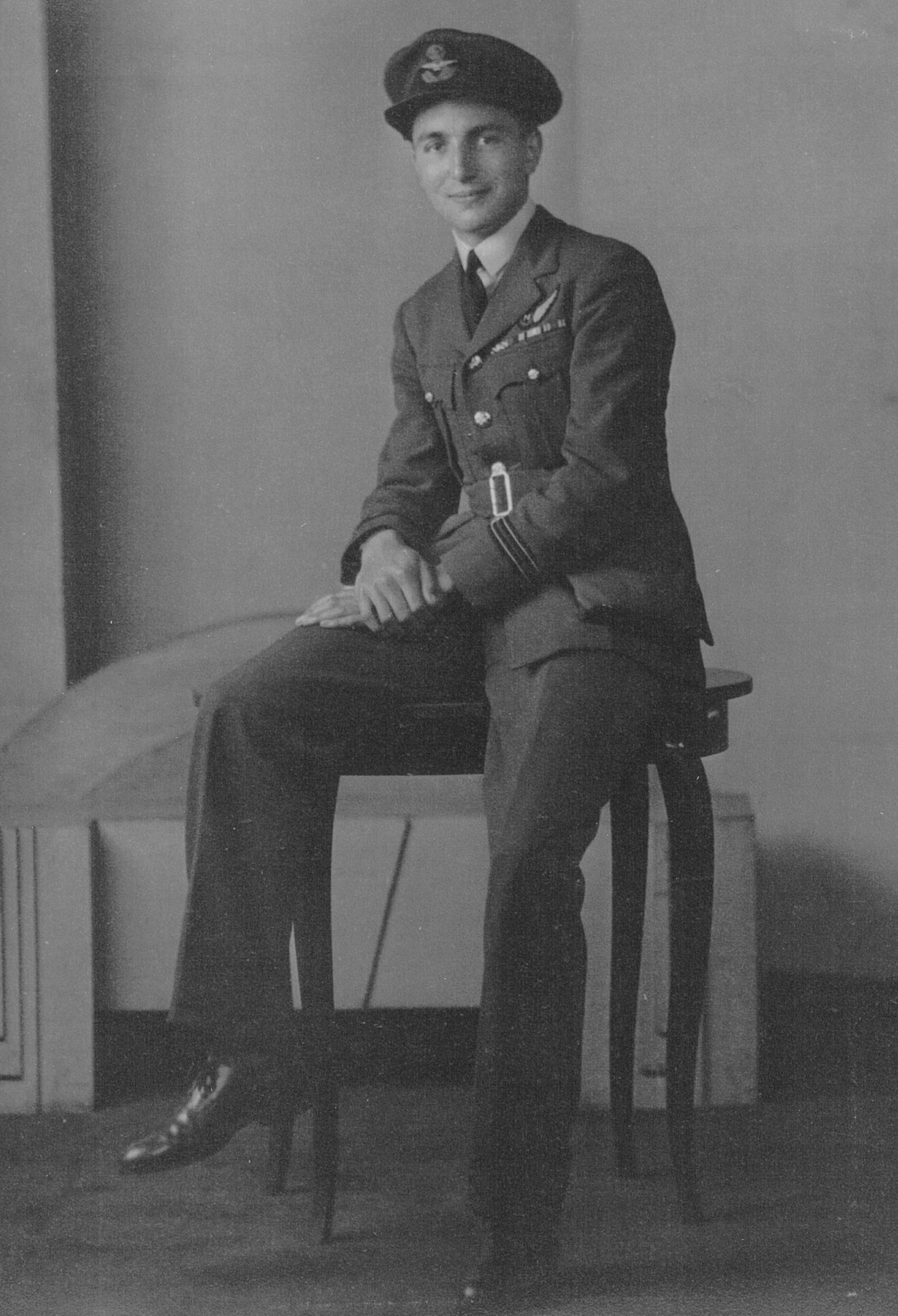 DAILY TELEGRAPH – OBITUARY FLT LT PETER SPINDLER | GRAHAM PITCHFORK